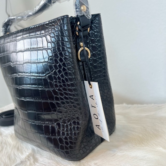Bags | Nwt Aota Bucket Bag Vegan Leather | Poshmark